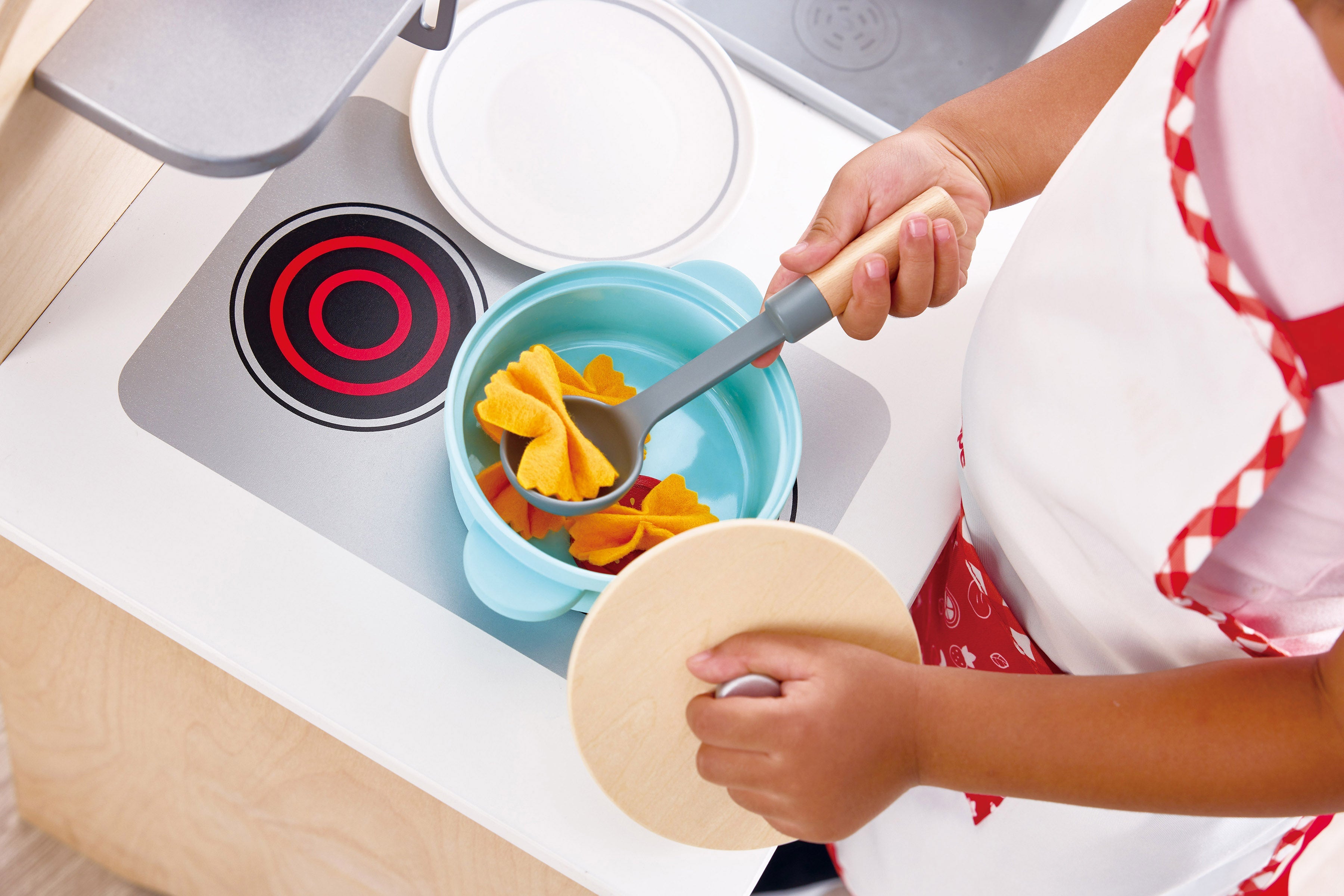 Hape Cook & Serve Set – Hape Toys