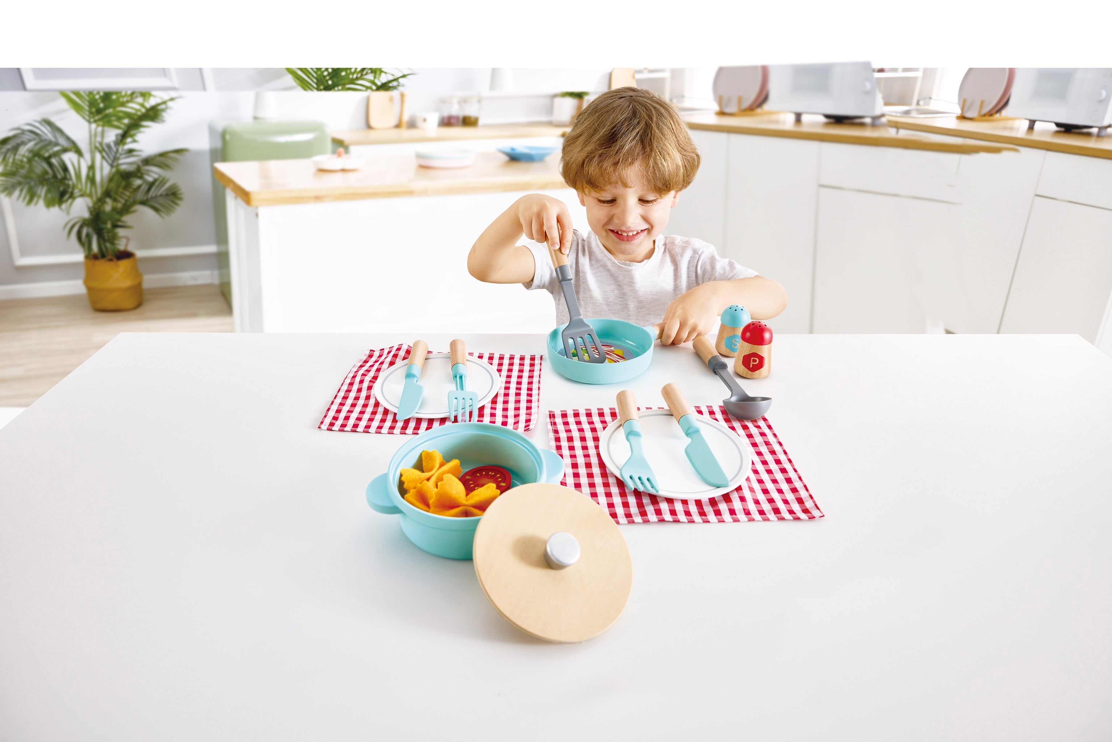 Hape Cook & Serve Set – Hape Toys