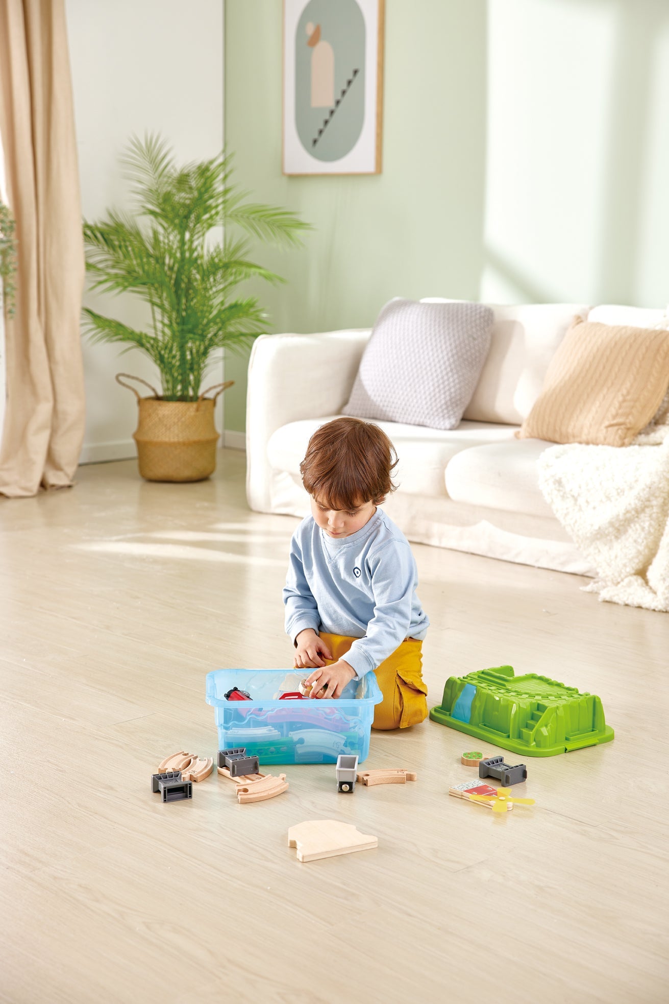 Hape Countryside Train Bucket Set – Hape Toys