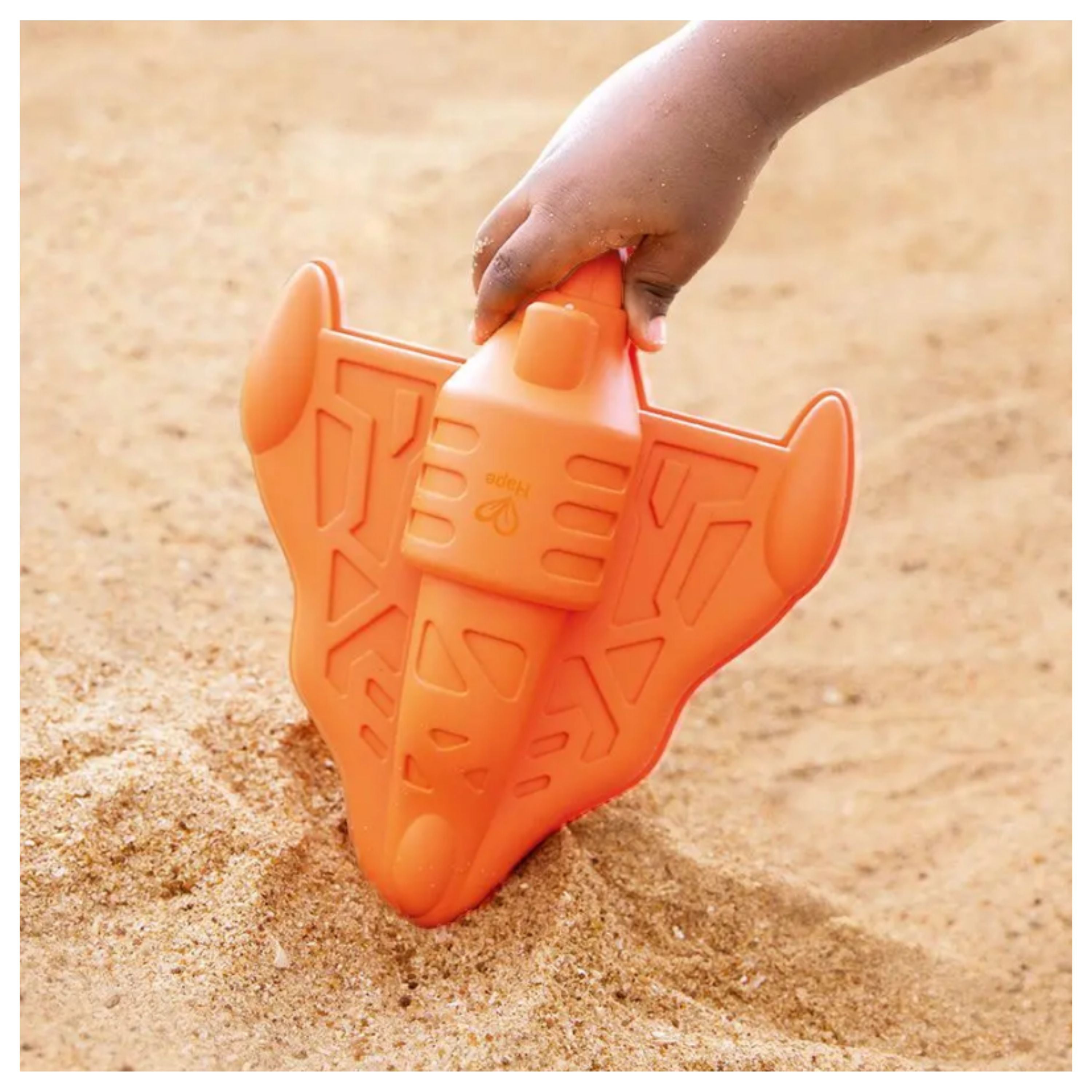Jet Plane Sand & Water Toy – Hape Toys